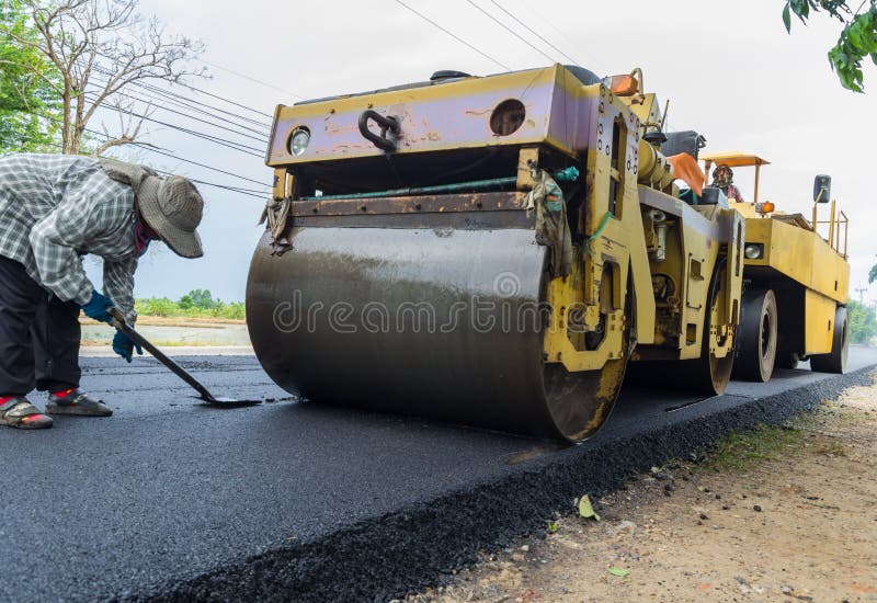 Heavy Vibration Roller Compactor at Asphalt Pavement Works for Road ...