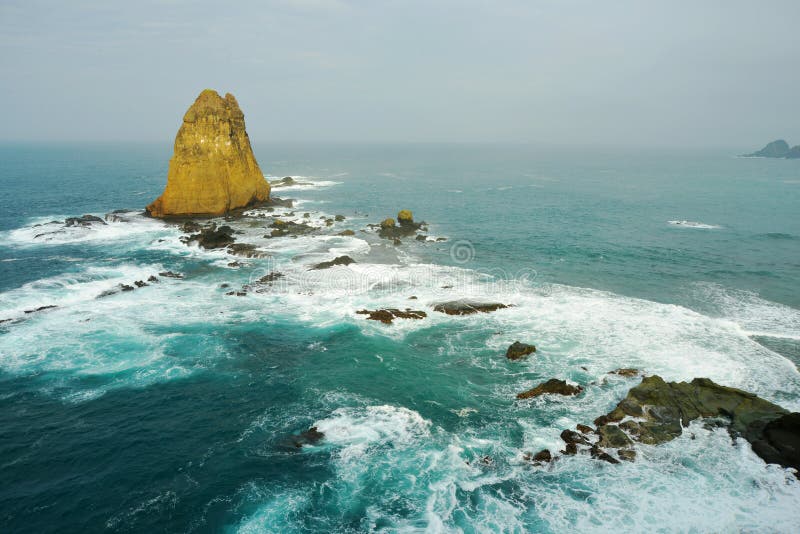 Heavy wave 2 stock image. Image of tides, tide, tsunami - 1857575