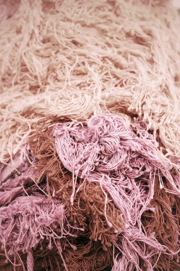 Seda cruda imagen de archivo. Imagen de capullo, vivo - 36455973