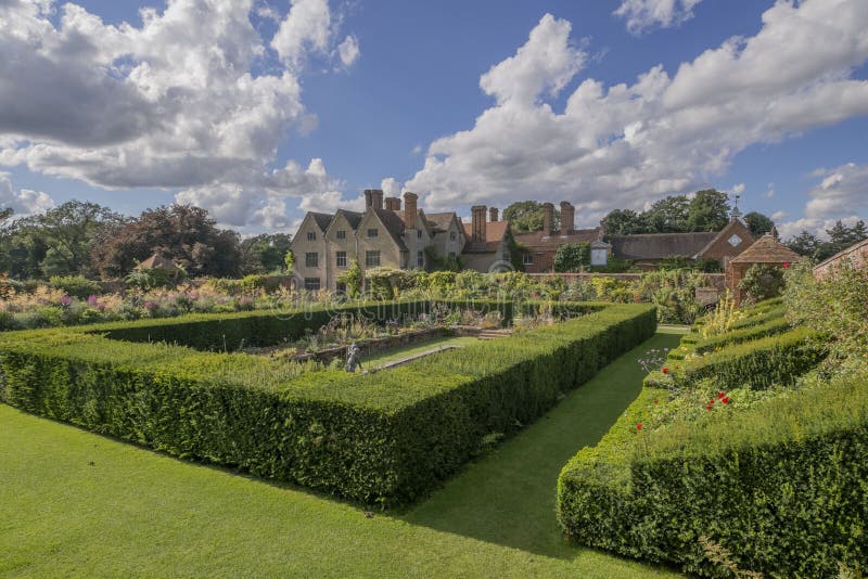 Hedge stock photo. Image of visitor, britain, hedge, hedges - 40600318