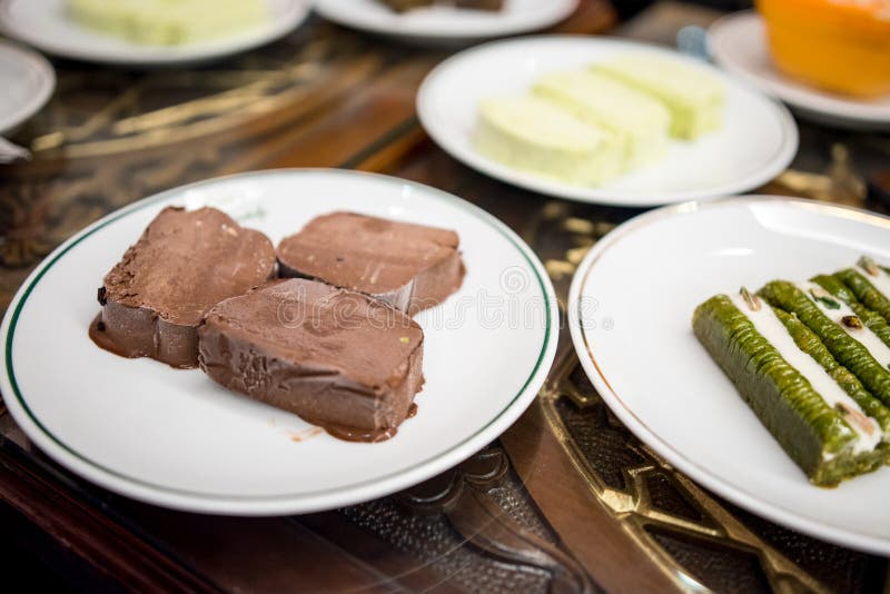 Helado Turco Y Otros Dulces Imagen de archivo - Imagen de crema, pavo ...