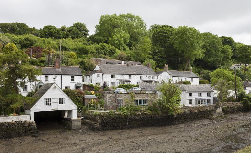 Helford Village on the Bank of the Helston River, Cornwall, England ...