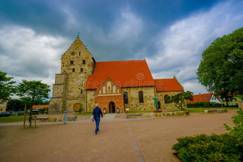 Härlig Stad Av Simrishamn, Sverige Redaktionell Foto - Bild av ...