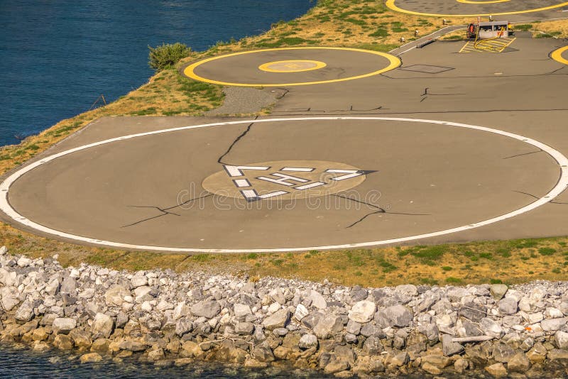 586 Helipad Field Stock Photos - Free & Royalty-Free Stock Photos from ...