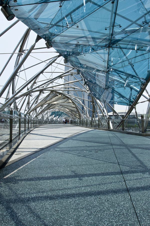 Bayfront Ave Bridge Singapore Editorial Stock Image - Image of ...