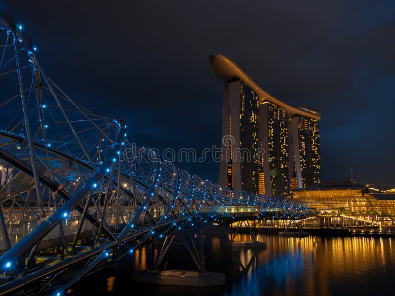HELIX BRIDGE at NIGHT editorial stock image. Image of construction ...