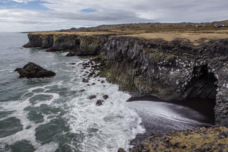 Hellnar photo stock. Image of race, nature, montagne - 99829896