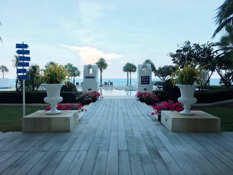 Hello freedom editorial stock image. Image of freedom - 83706674