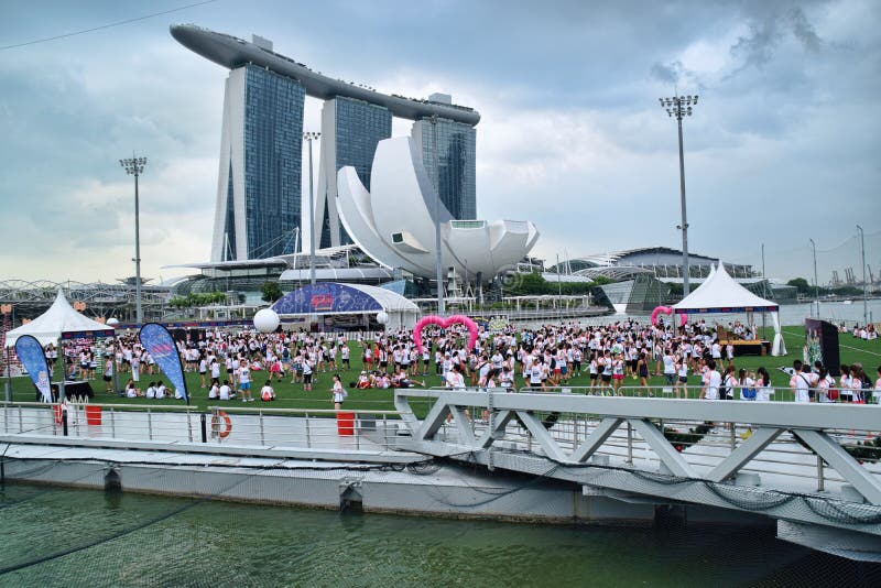 Hello Kitty Run 2015 Carnival Village Editorial Stock Image - Image of ...