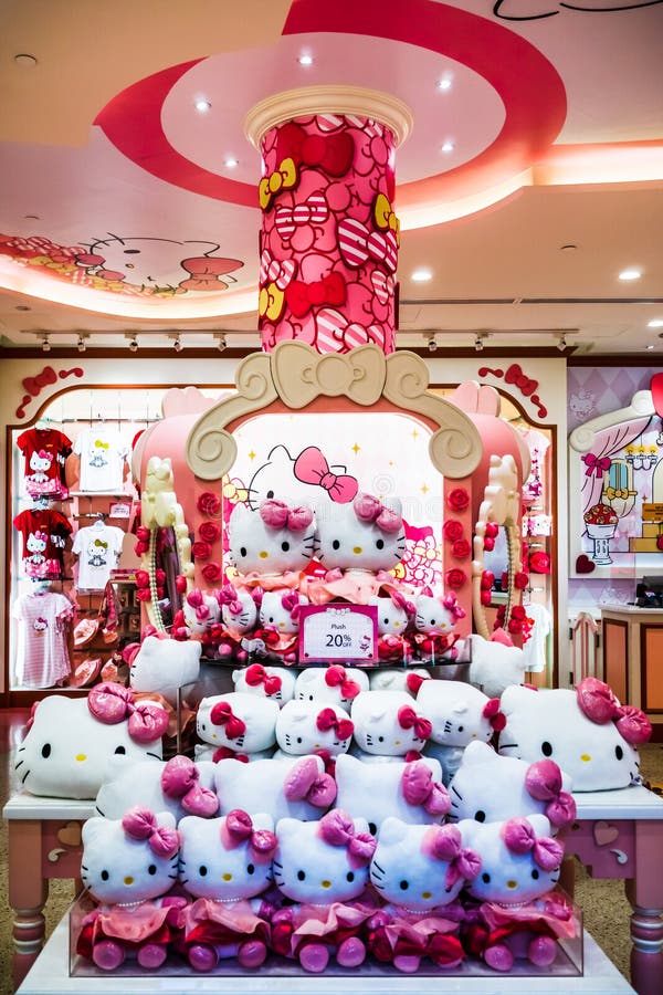Hello Kitty on Sale in Universal Studios Store Editorial Image - Image ...
