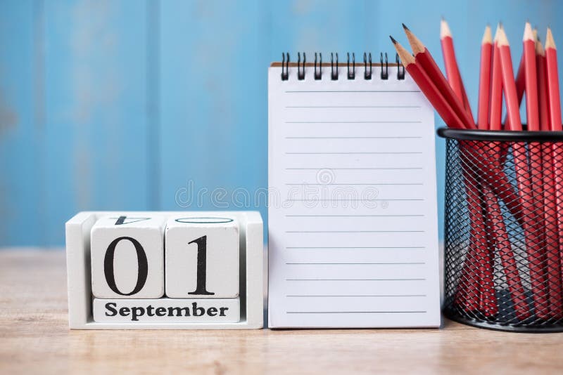 Hello September Calendar, Welcome Back To School Concept with Notebook ...