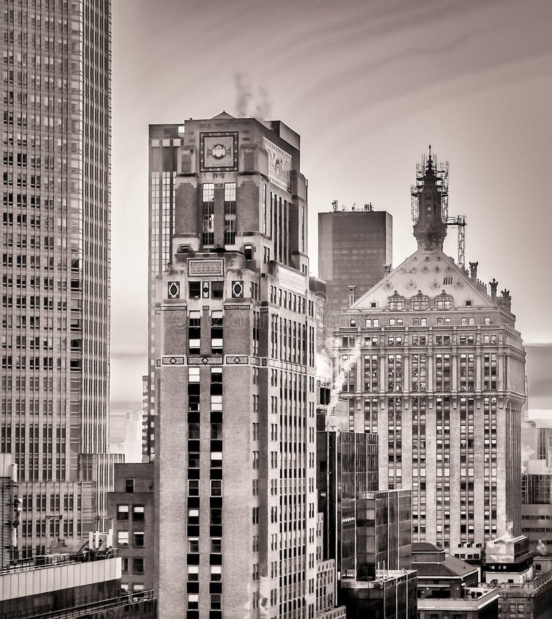 New York City-Helmsley and the Lincoln Building Editorial Photography ...