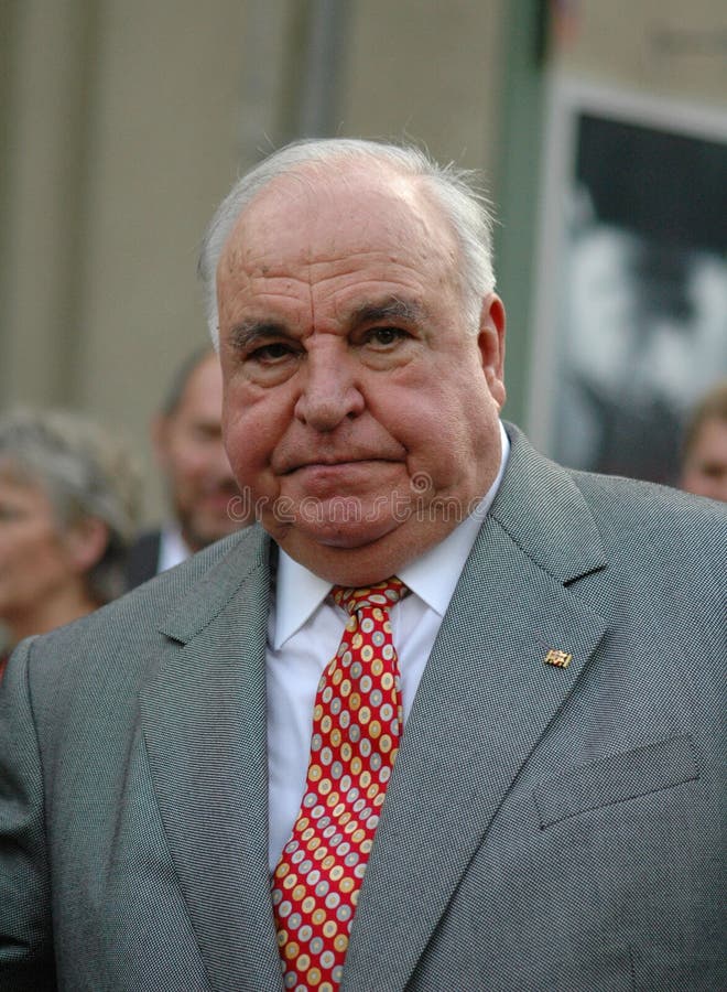 Helmut Kohl editorial photography. Image of portrait - 38309107