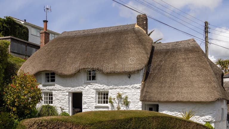 Thatched Cottage in Helston, Cornwall on May 14, 2021 Editorial Stock ...