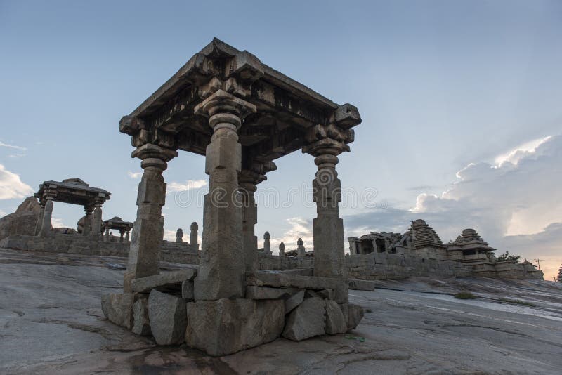 Hemakuta stock image. Image of mountain, hinduism, hampi - 31483431