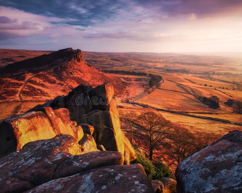 Hen Cloud & the Roaches at Sunset in the Peak District National Park ...