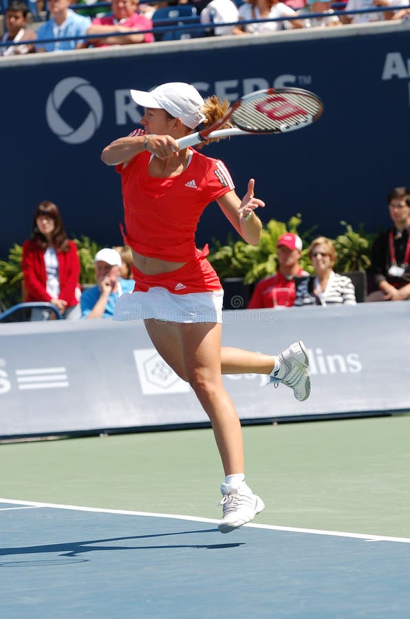 Henin Justin comeback (28) editorial stock image. Image of ball - 11058329