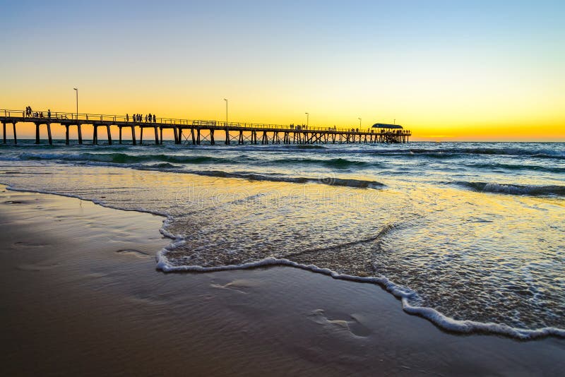 Henley Beach Jetty at Sunset Adelaide South Australia Foto de archivo ...