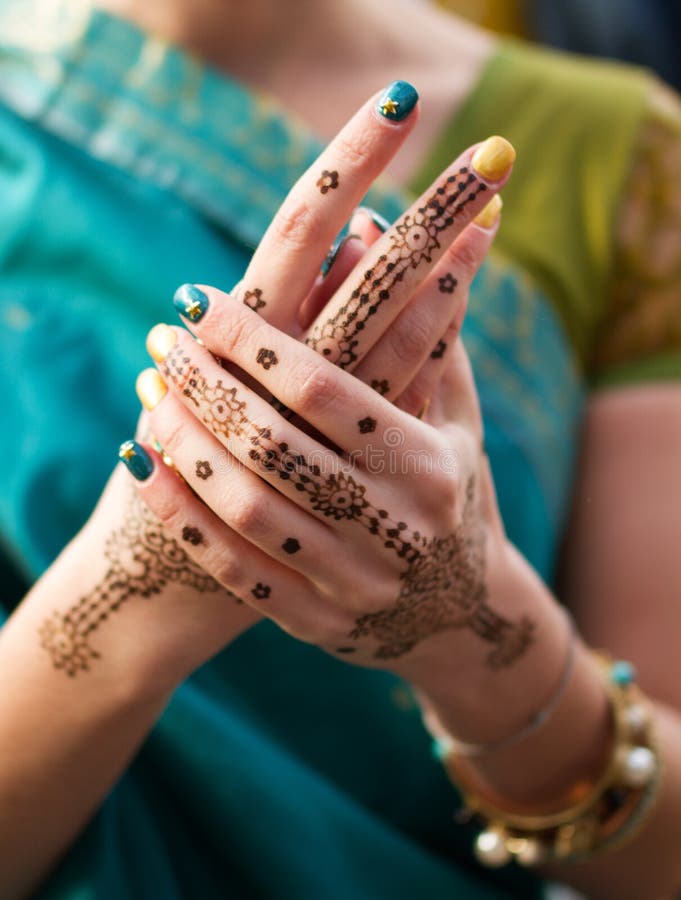 Henna Hand Tattoo on a Woman`s Hands Stock Photo - Image of couple ...