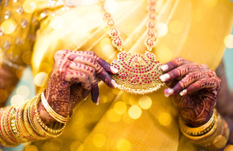 Hennatatuering, Indisk Brud Arkivfoto - Bild av flicka, kropp: 99616930