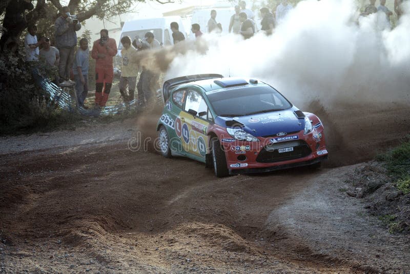 Henning Solberg editorial photo. Image of action, curve - 21733236