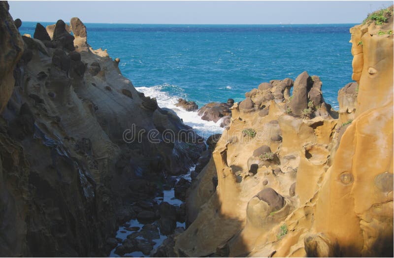 Heping Island Park in Keelung Stock Image - Image of coastline, grass ...