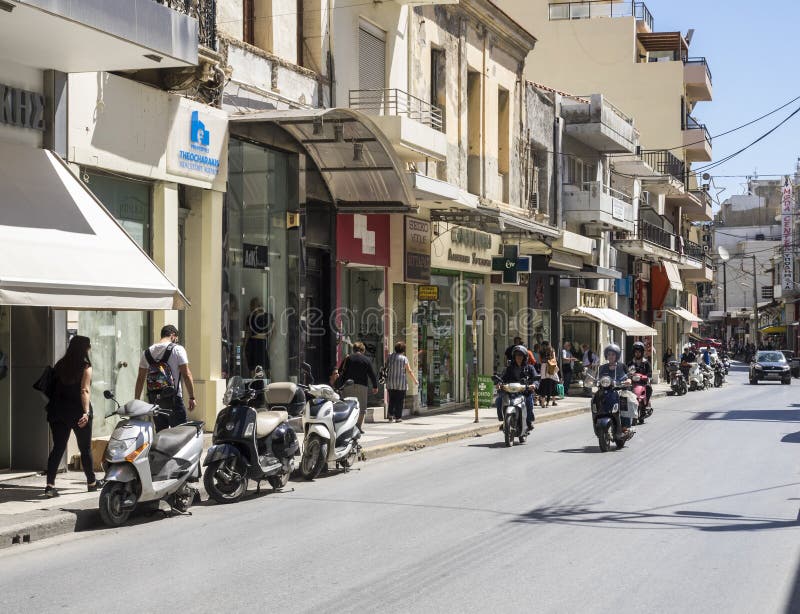 Heraklion editorial photography. Image of street, iraklion - 72005517