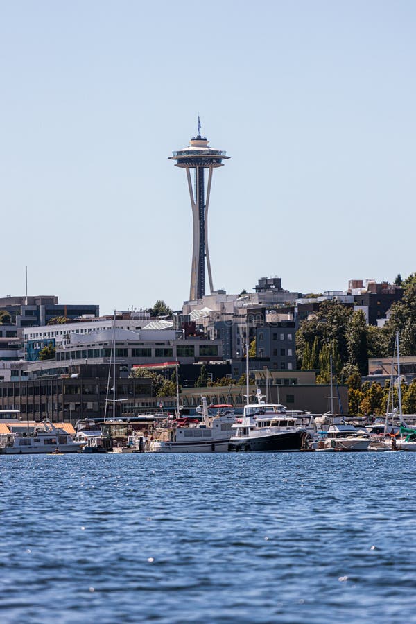 A View of the Space Needle from Lake Union Editorial Photo - Image of ...