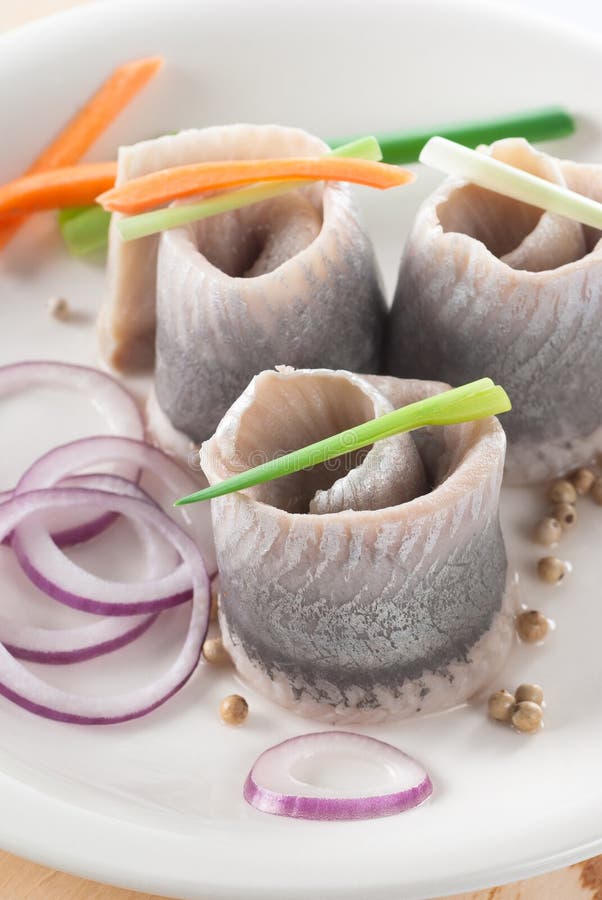 In Essig Eingelegte Heringe Stockfoto - Bild von heringe, zwiebel: 23376130