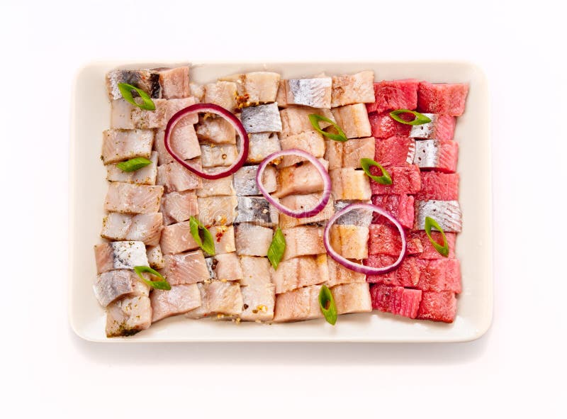 Heringe salzig stockfoto. Bild von heringe, gemüse, grüns - 25868280