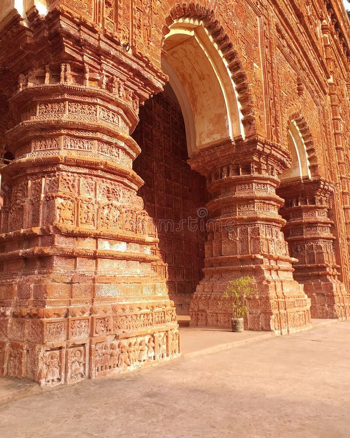 Heritage pillor old time stock photo. Image of arch - 191804368