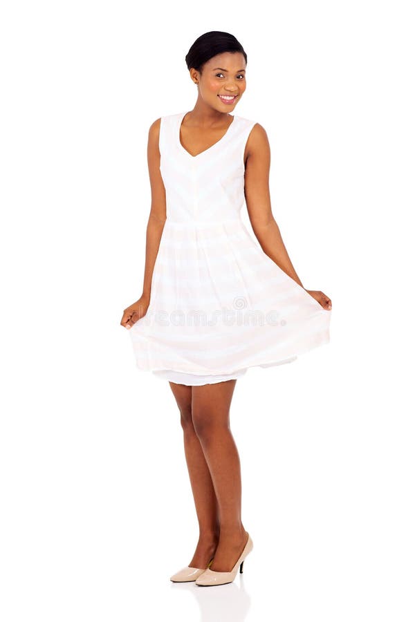 Afrikaanse Model Traditionele Kledij Stock Foto - Afbeelding bestaande ...