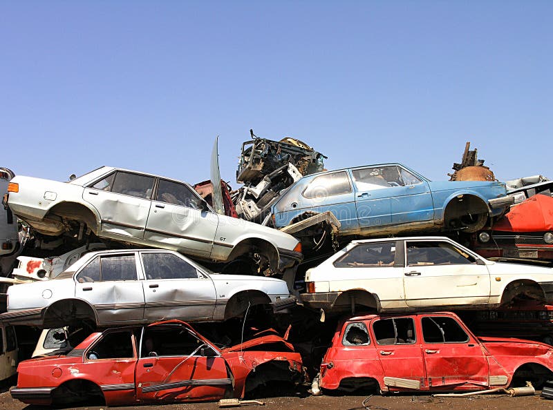 Het afval van de auto stock foto. Image of vervoer, wiel - 1068358