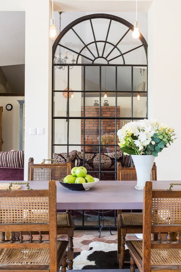 Het Binnenland Van Badkamers in De Marokkaanse Stijl Stock Foto - Image ...