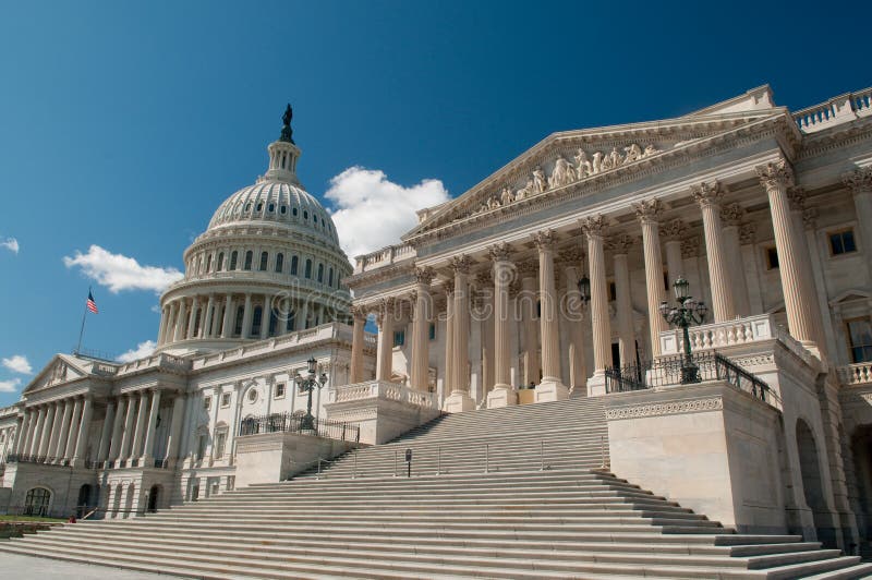 Het Capitool van de V.S. stock afbeelding. Image of amerikaans - 7592137