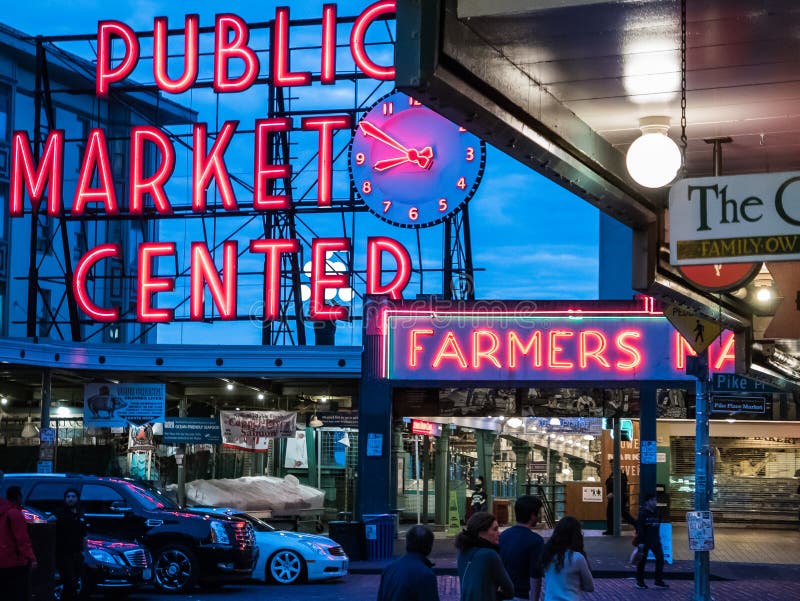 Het Centrumsignage Van De Neon Openbare Markt, Seattle Redactionele ...
