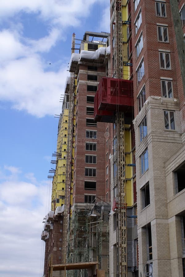 Het Construeren Van Een Hoge Stijging Stock Foto - Image of techniek ...