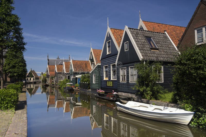 De Rijp (dorp) redactionele stock afbeelding. Image of kanaal - 74302509