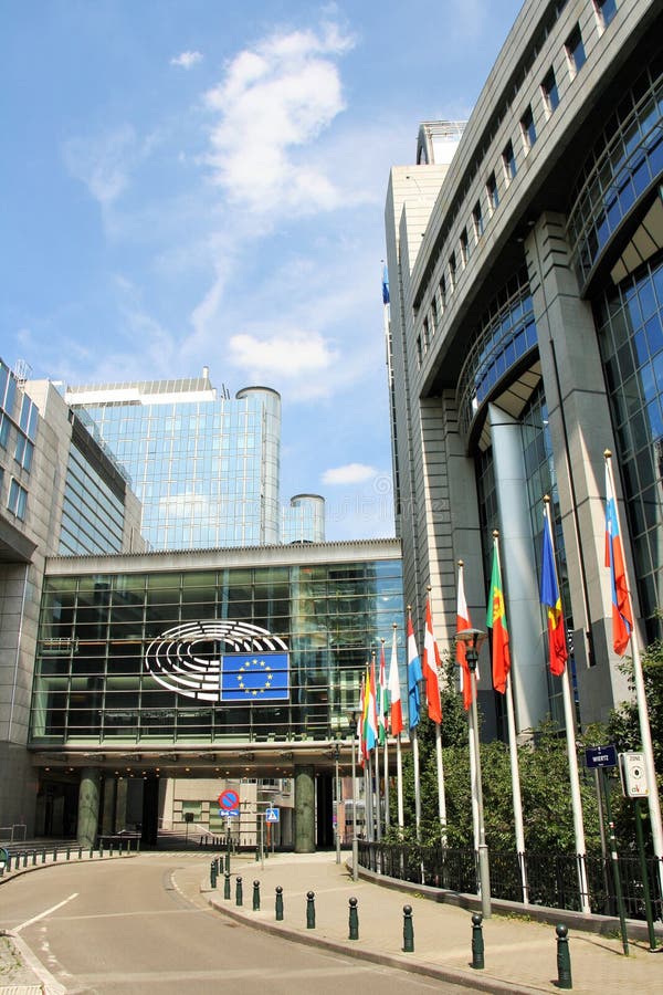 Het Europees Parlement in Brussel Redactionele Stock Foto - Image of ...
