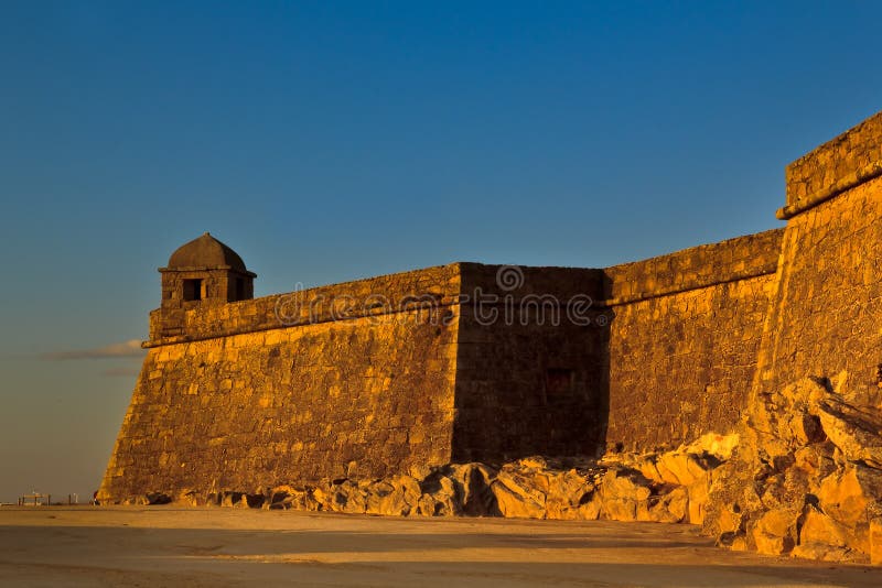 Het fort stock foto. Image of landschap, baksteen, imperium - 16484928