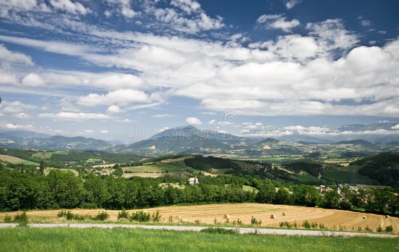 Het Franse Landschap Van De Provence Stock Foto - Image of frans ...