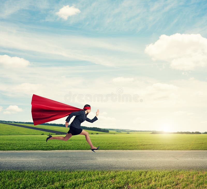 Het Geconcentreerde Superwoman Snelle Lopen Stock Afbeelding - Image of ...