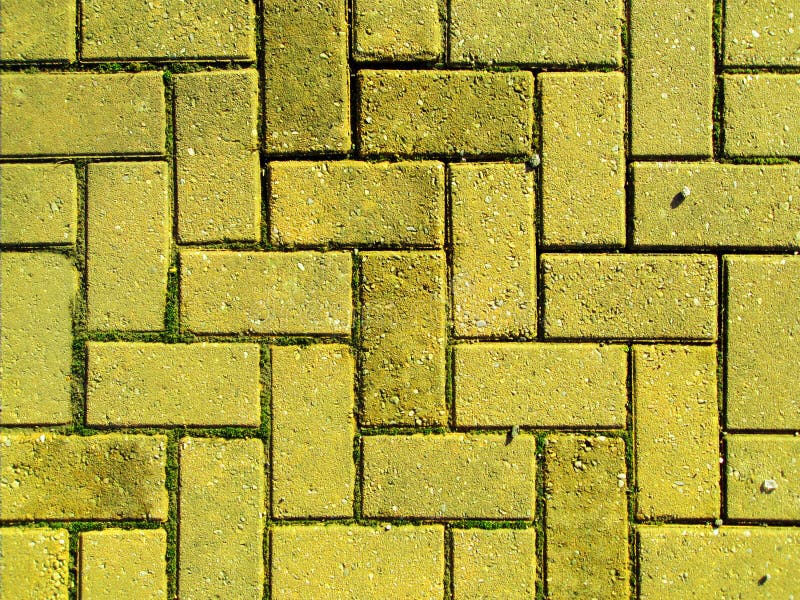 Het gele baksteen bedekken stock afbeelding. Image of steen - 4232253