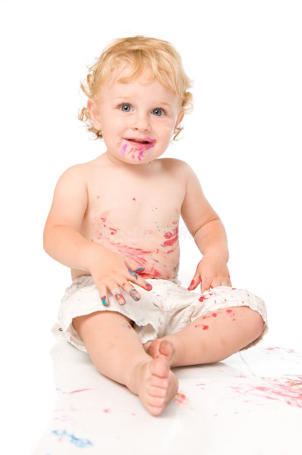 Grappig Vuil Kind Met Verven Op Wit Stock Foto - Image of vreugde, kind ...