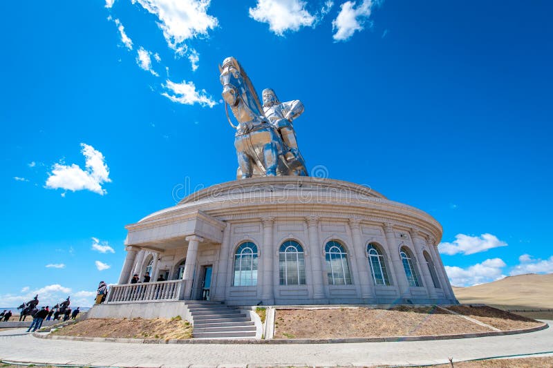 Het Grootste Standbeeld Van De Wereld Van Genghis Khan Redactionele ...