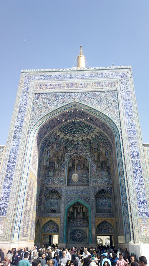 Het Heiligdom Van Imam Ali Al-Rida Redactionele Stock Afbeelding ...