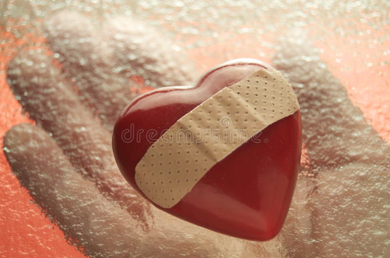 Het Houden Van a Gebroken Hart Stock Afbeelding - Image of diepbedroefd ...