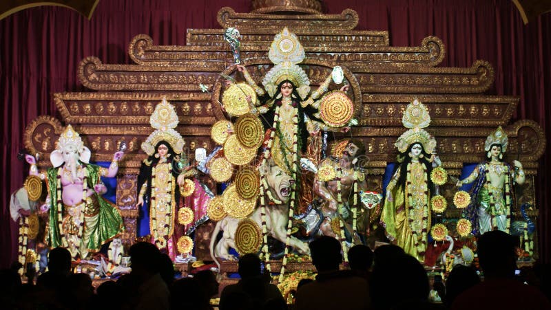 Het Idool Van Durga Van De Godin Tijdens Durga Puja in India ...