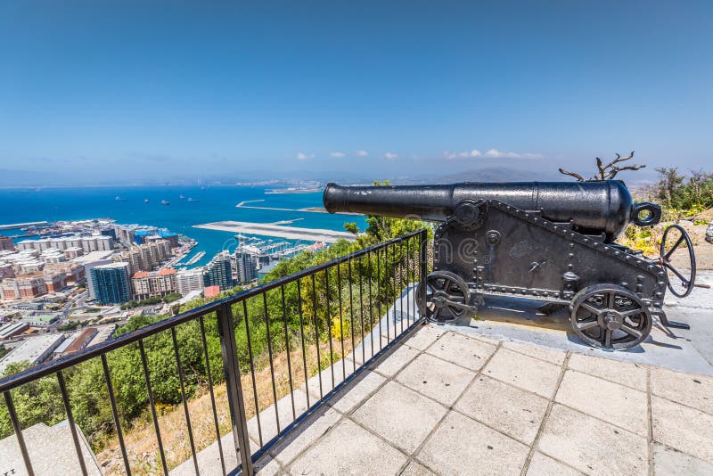 Het Kanon Van Gibraltar Kanon in Giblartar Stock Afbeelding - Image of ...