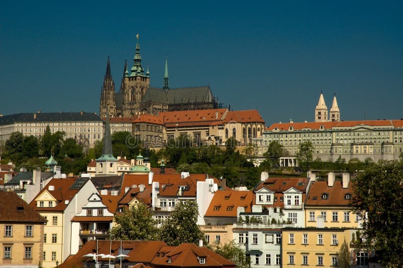 Het Kasteel van Praag stock foto. Image of praag, brug - 1733674